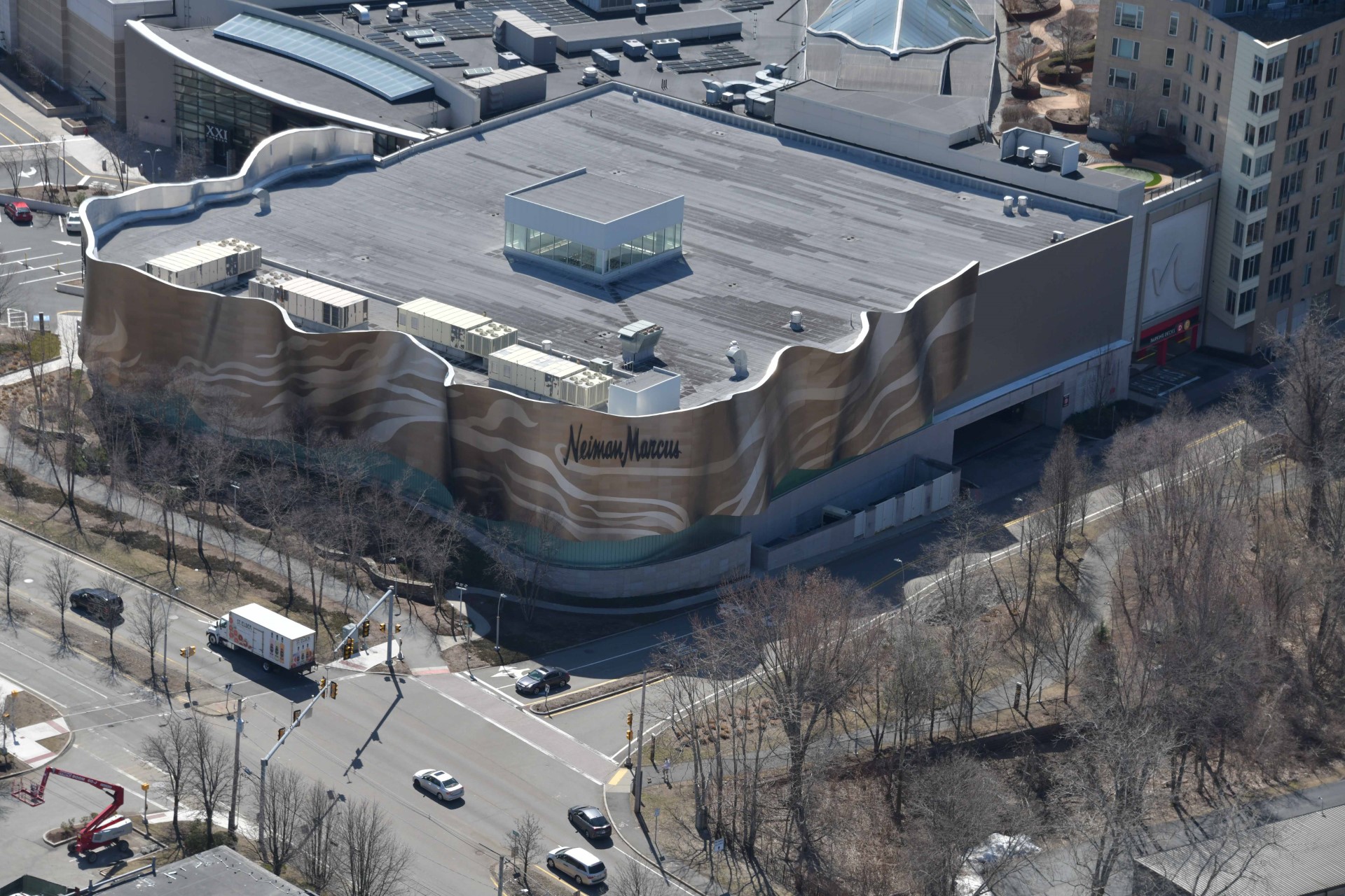 Freudenheim Partners facilitates 97K SF new lease for a State-of-the ...